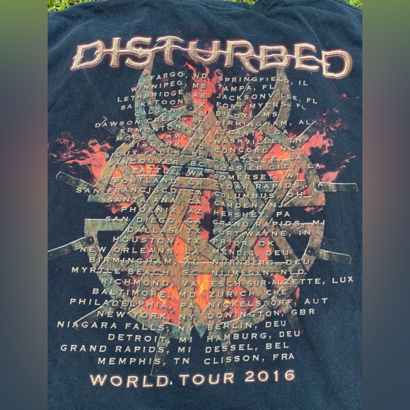 Gildan | Shirts | Vintage Disturbed Band 26 The Vengeful One World Tour ...